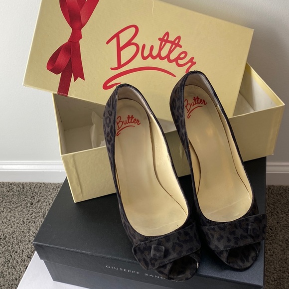 Butter | Shoes | Butter Peep Toe Suede Pump | Poshmark